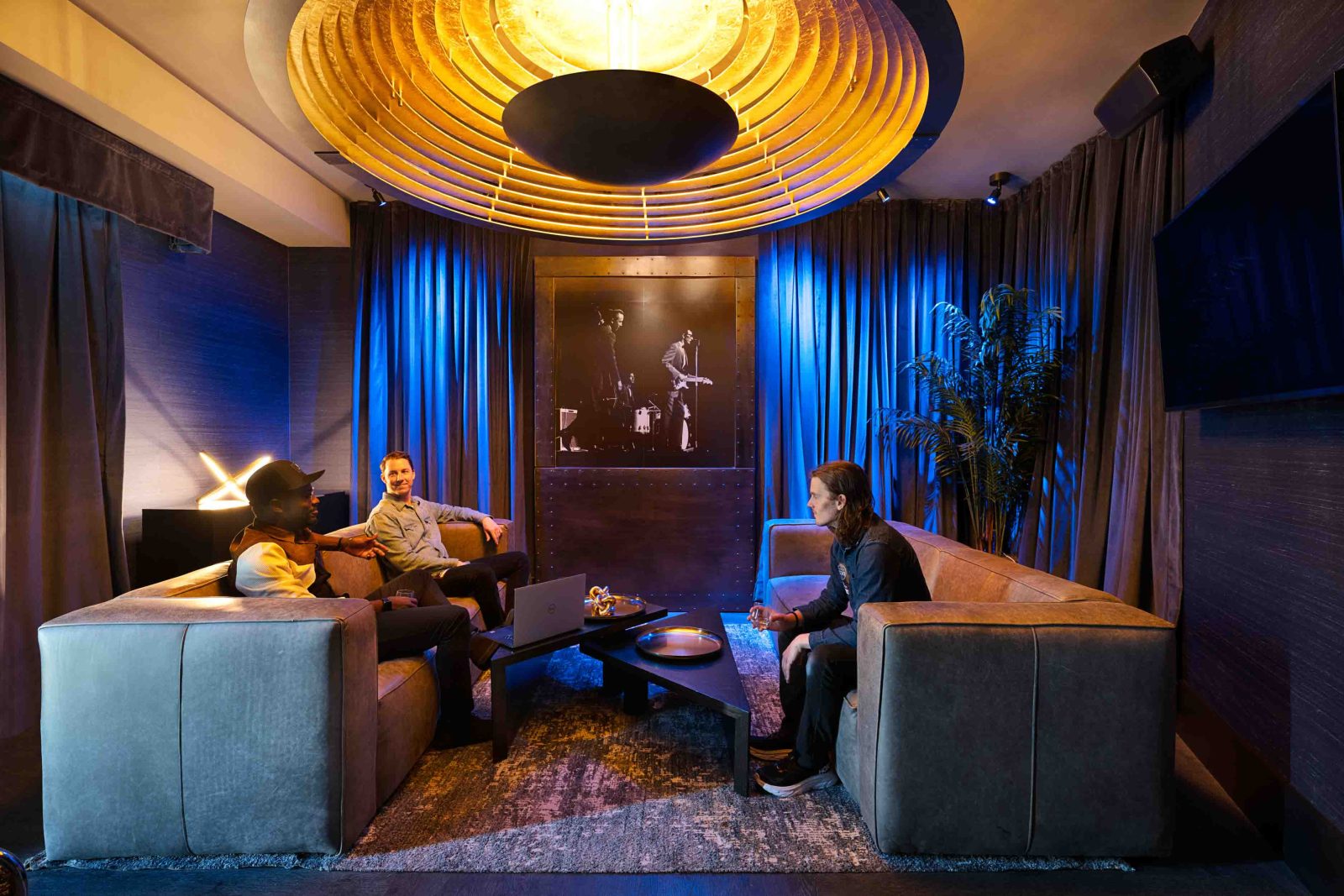 The Echo Lounge & Music Hall - RIOS