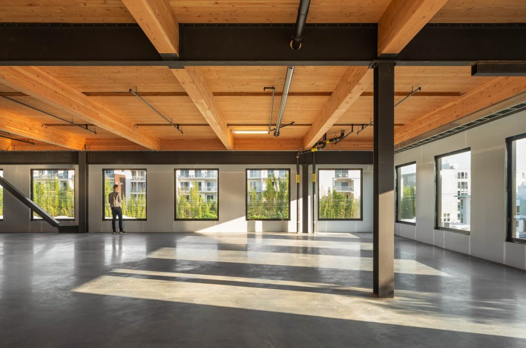 42XX: Pioneering Mass Timber Architecture on LA's Westside | RIOS